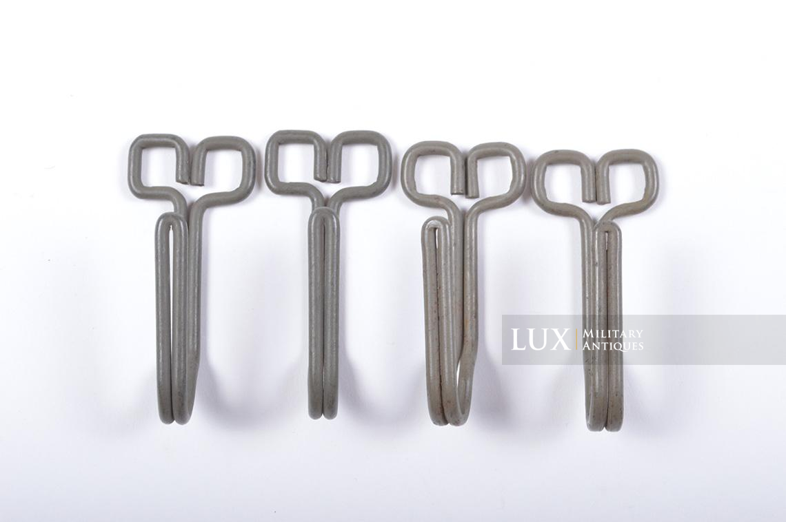 Set of four belt support hooks - Lux Military Antiques