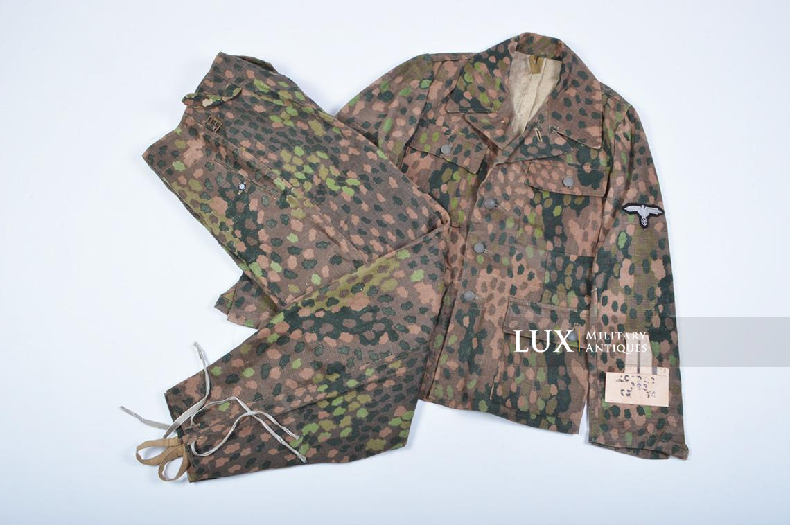 Tenue M44 camouflée de la Waffen-SS, camouflage Erbsentarn, état neuf