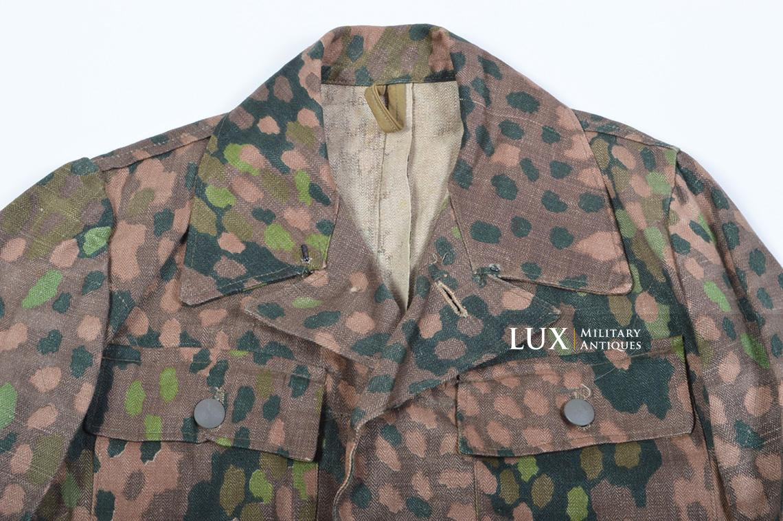 Tenue M44 camouflée de la Waffen-SS, camouflage Erbsentarn, état neuf