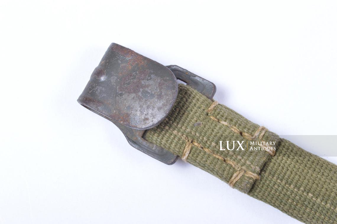 Early German « DAK » webbing Y-straps