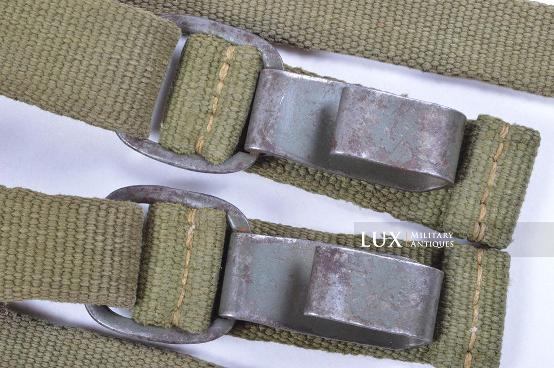 Early German « DAK » webbing Y-straps