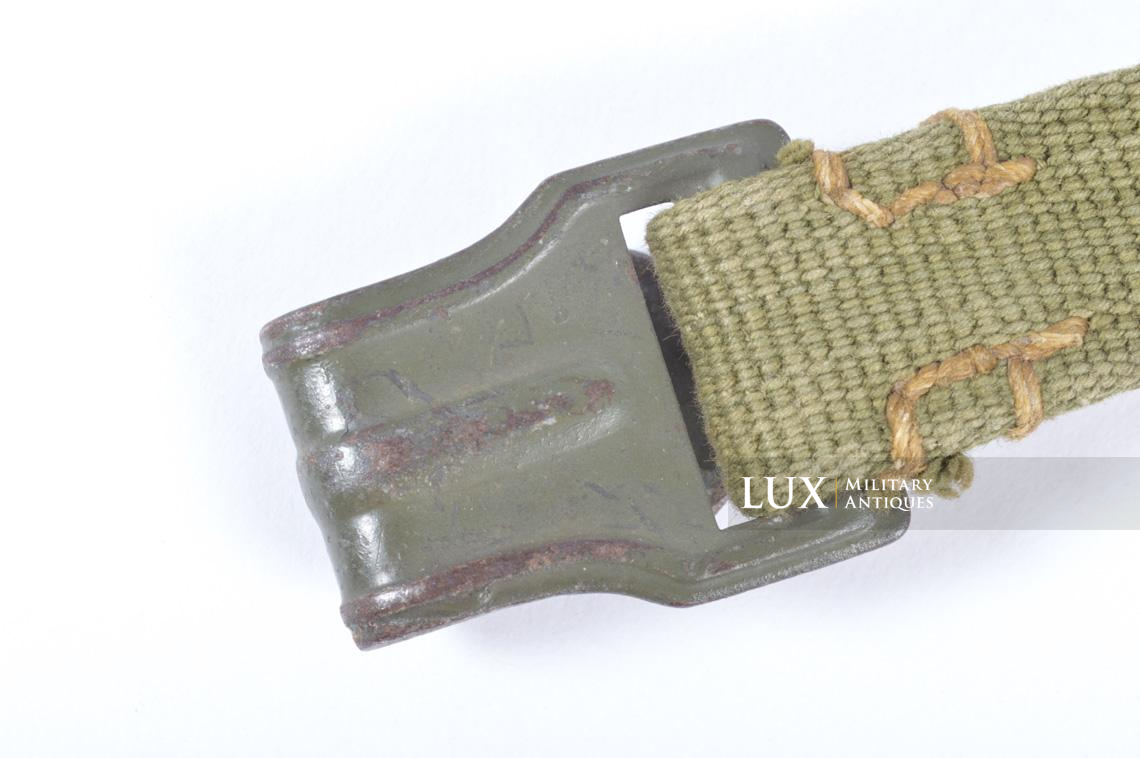 First pattern German tropical webbing Y-straps, « DAK