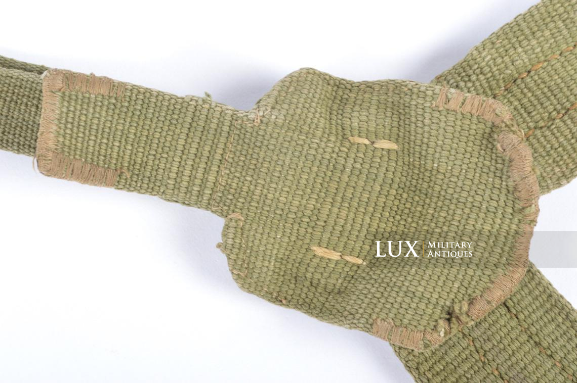 First pattern German tropical webbing Y-straps, « DAK