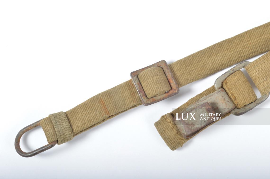 First pattern German tropical webbing Y-straps, « DAK