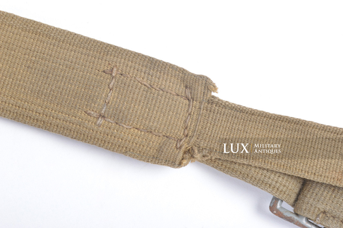 Unique late-war German tropical webbing Y-straps, « RBNr