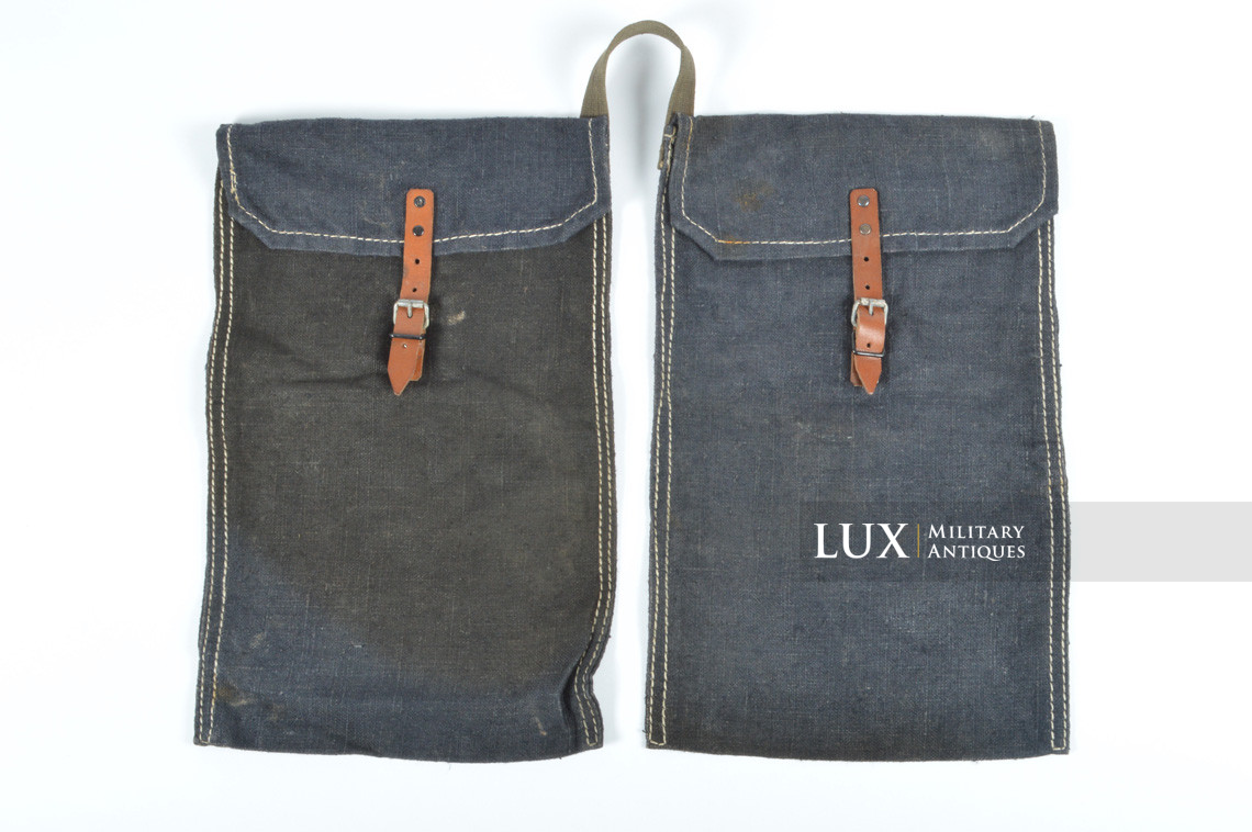 Mid-war German K98 rifle grenade carrier bags