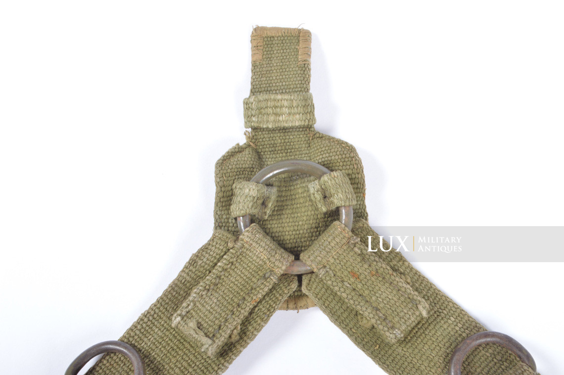Early German « DAK » webbing Y-straps