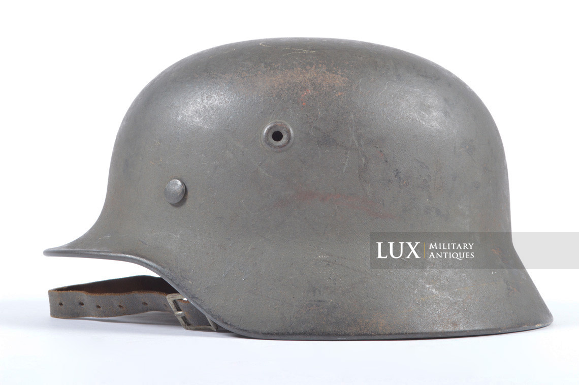 Late-war German Heer/Waffen-SS M40 Combat Helmet, « Q66