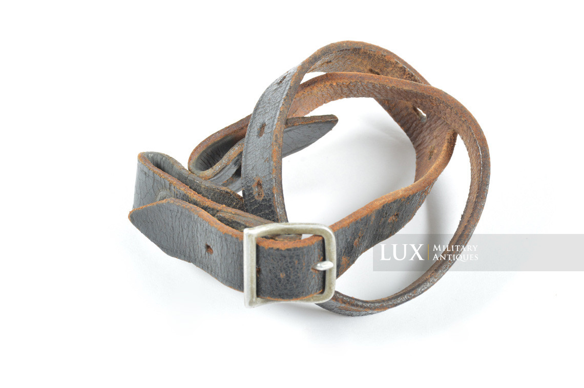 Early German helmet chinstrap, « Otto Stephan 1938