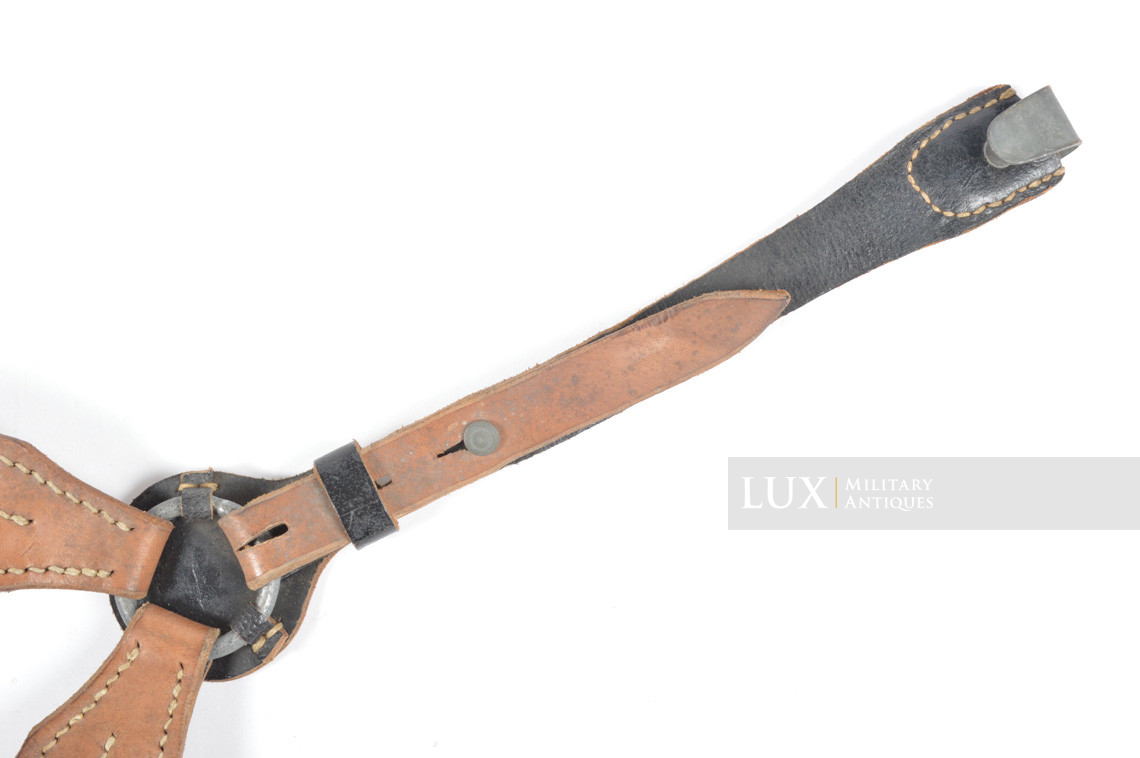 Unissued German late-war leather combat y-straps, RBNr « 0/0355/0018