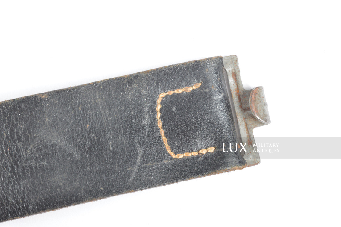 Mid-war Heer/Waffen-SS leather belt, « jnb 1942