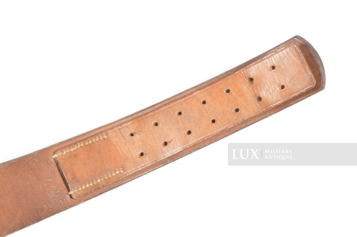 Mid-war Heer/Waffen-SS leather belt, « jnb 1942