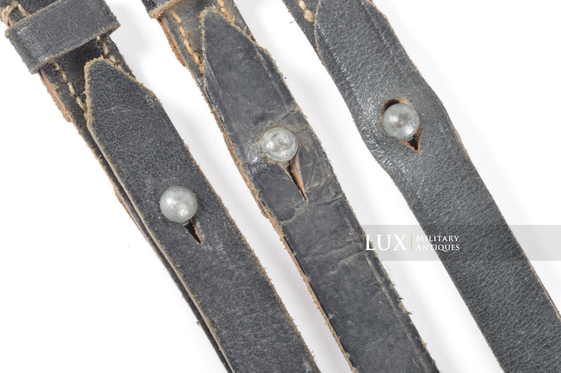 Mid-war German set of three utility straps