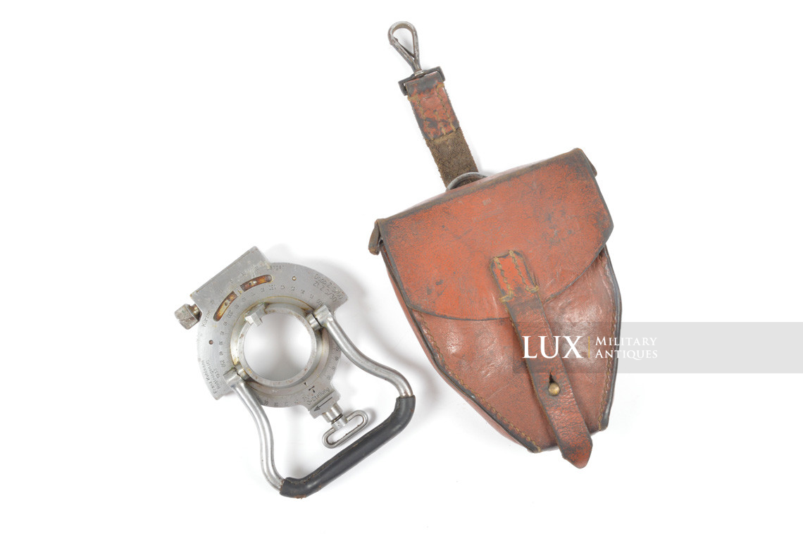 German artillery fuze timer tool and carrying pouch