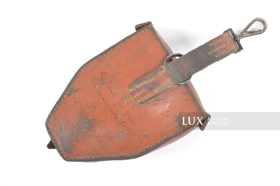 German artillery fuze timer tool and carrying pouch