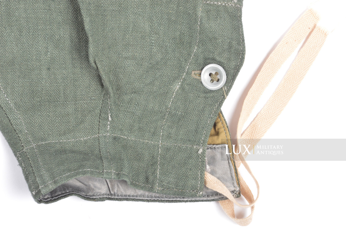Unissued Heer HBT assault gunners trousers