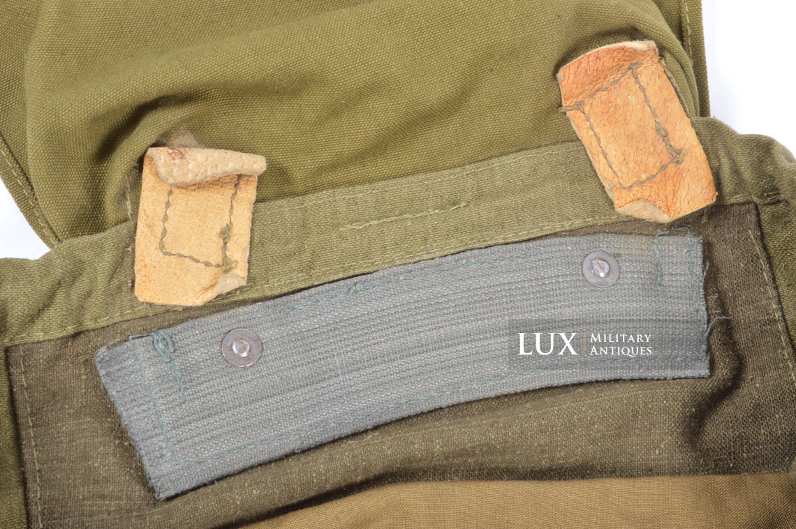 Atypical late-war Heer / Waffen-SS late-war combat backpack, « RBNr 9 ...