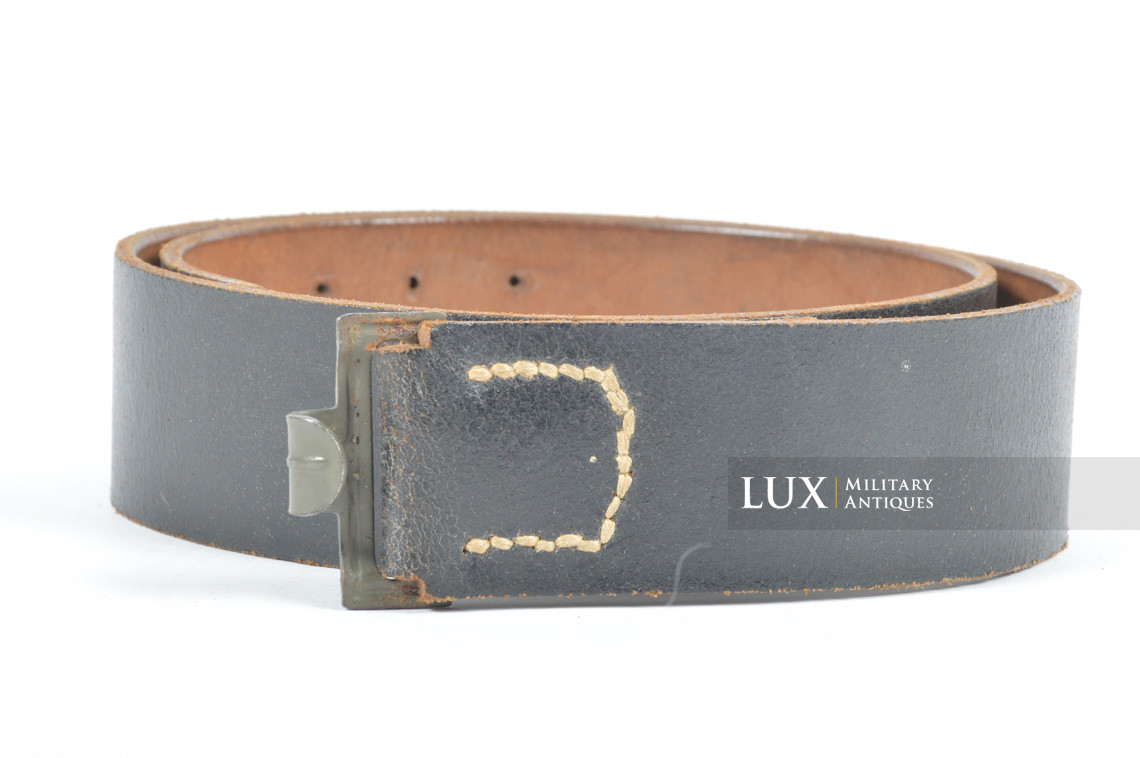 German late-war leather belt, « RBNr - 1944