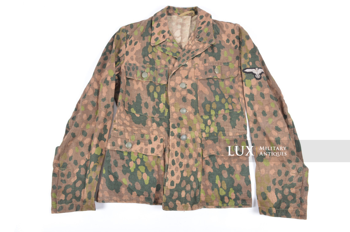 Unissued Waffen-SS M44 dot pattern camouflage tunic, « RBNr
