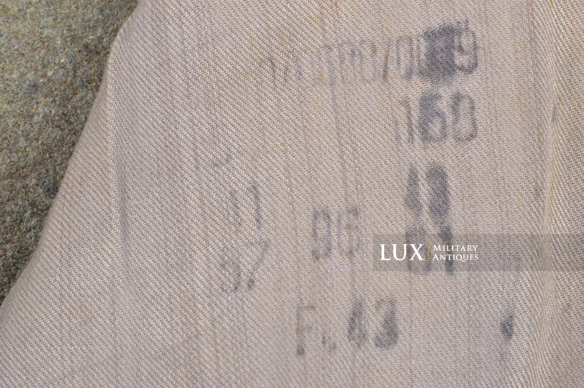 German Heer assault officer’s gunners wrapper, « combat worn