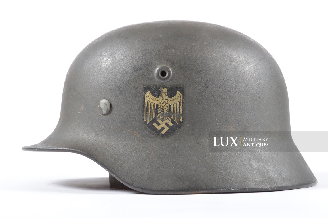 M40 Heer single decal combat helmet, « Q64
