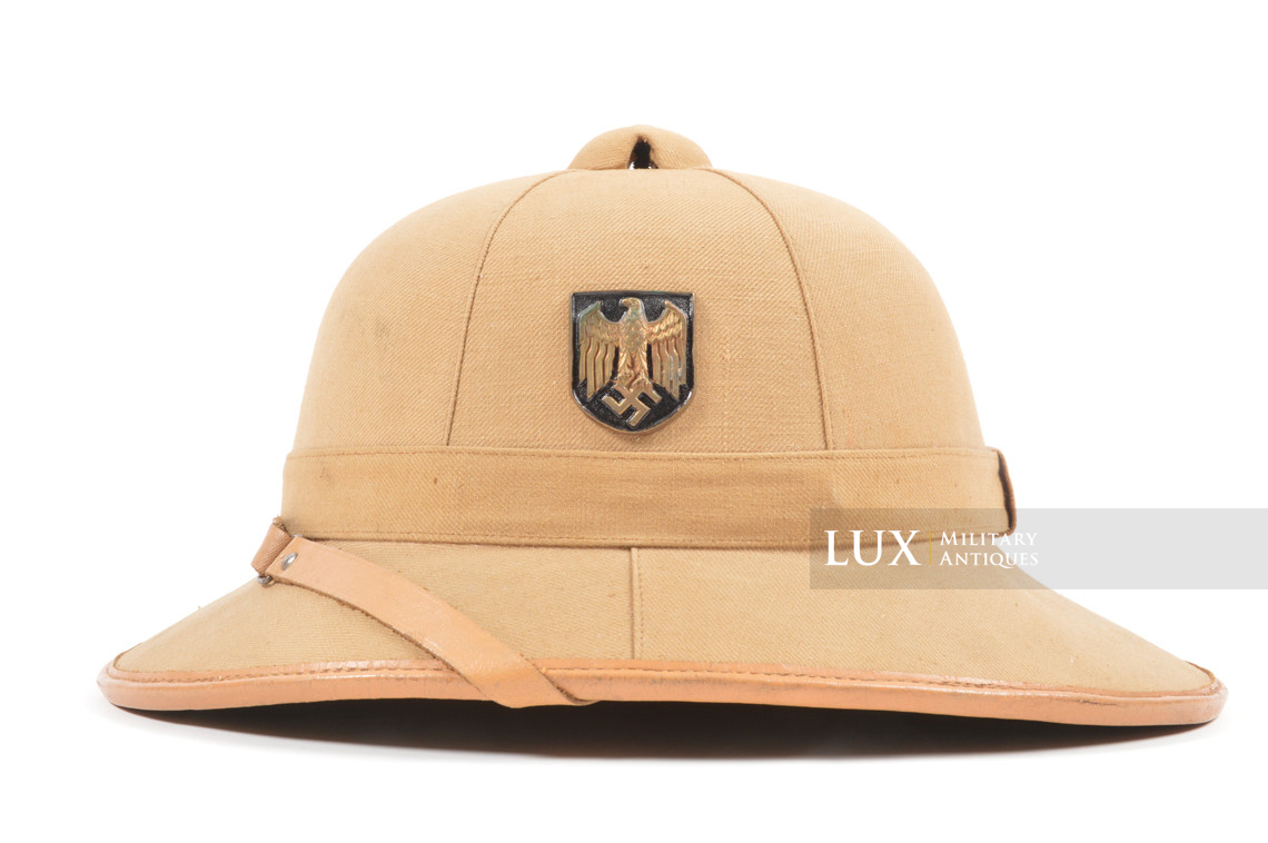 Casque tropical Kriegsmarine de l’Afrikakorps, « Carl Halfar