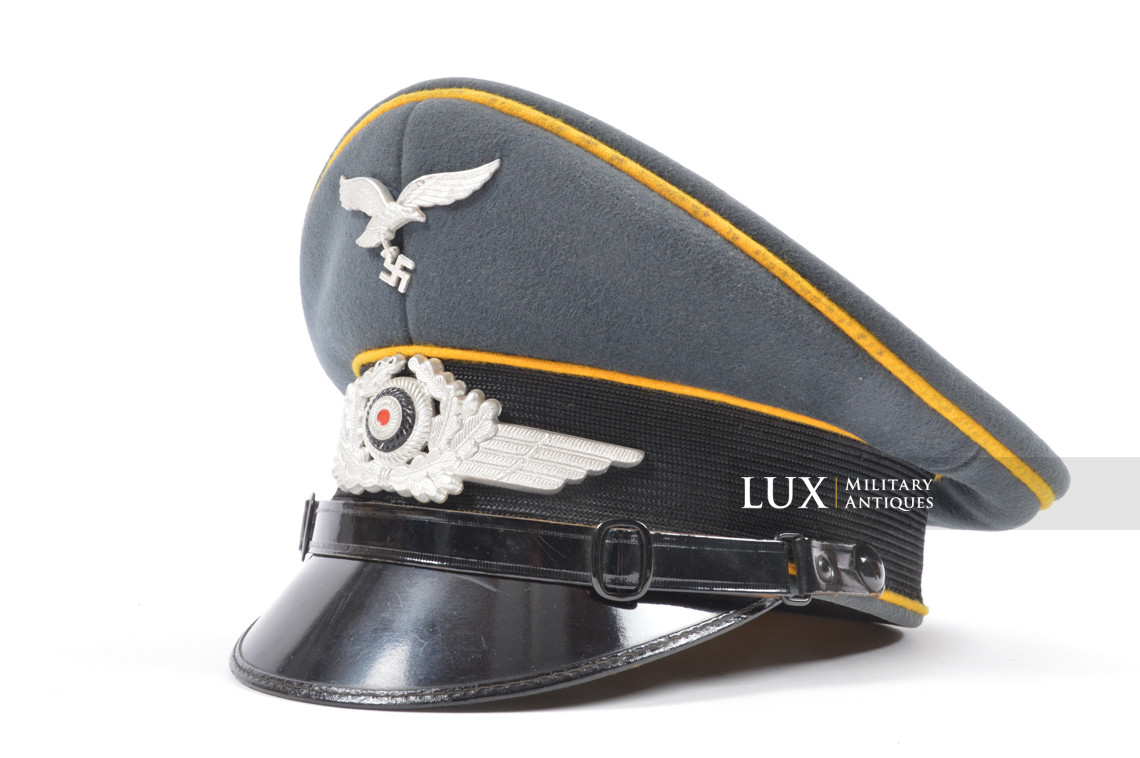 Luftwaffe flight/para em/nco's visor cap, « Adolf Schön